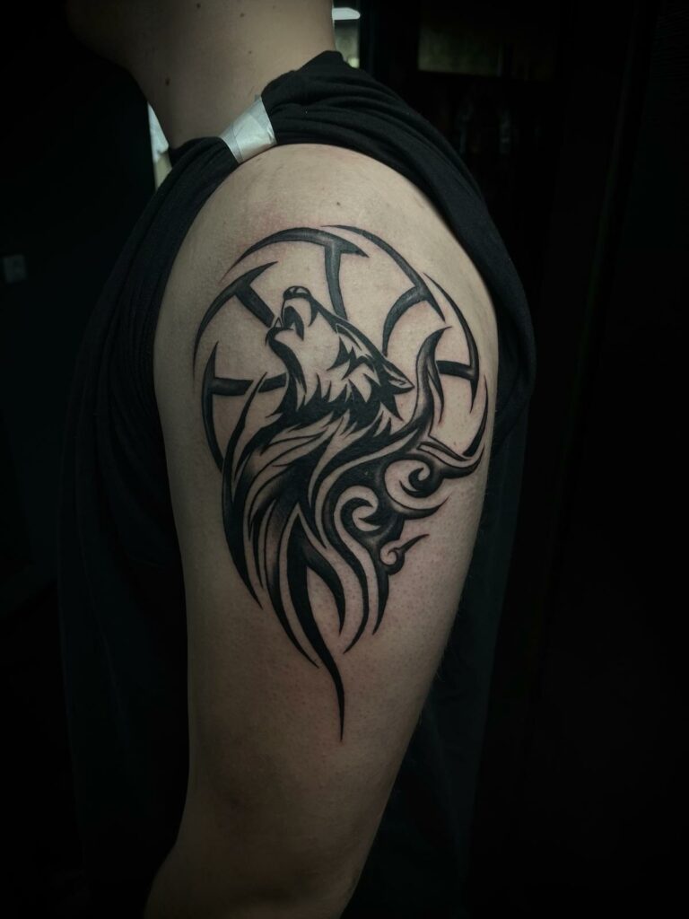 Sydney - Darkside | Tattoos & Piercings